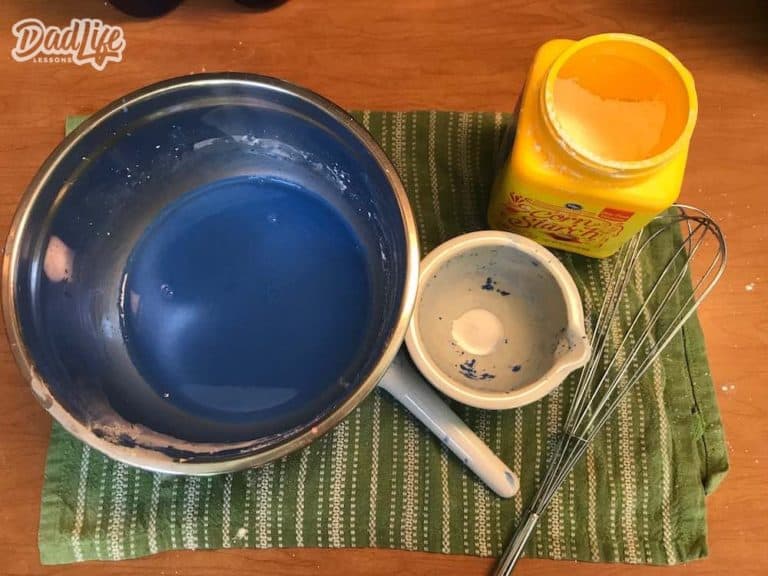 How To Make Homemade Spray Chalk - Dad Life Lessons